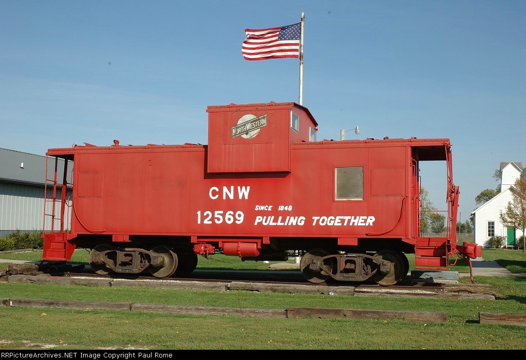 CNW 12569 Wide-Vision Caboose, on Display